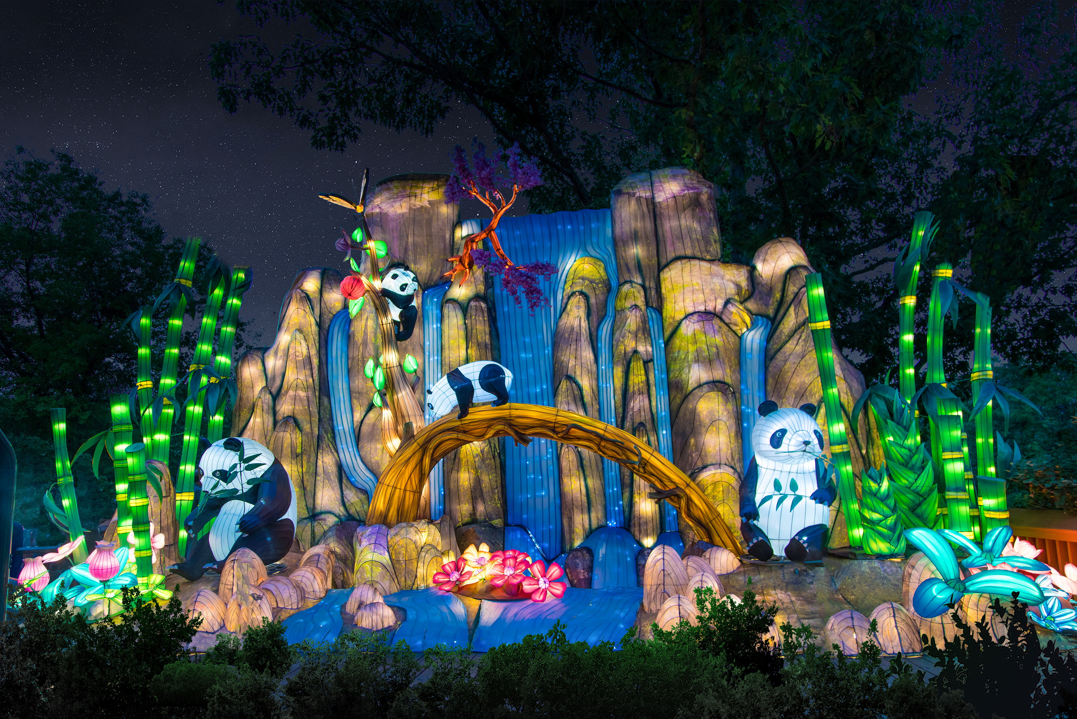 Glow Wild Lantern Festival @ Beardsley Zoo – Connecticut Travel